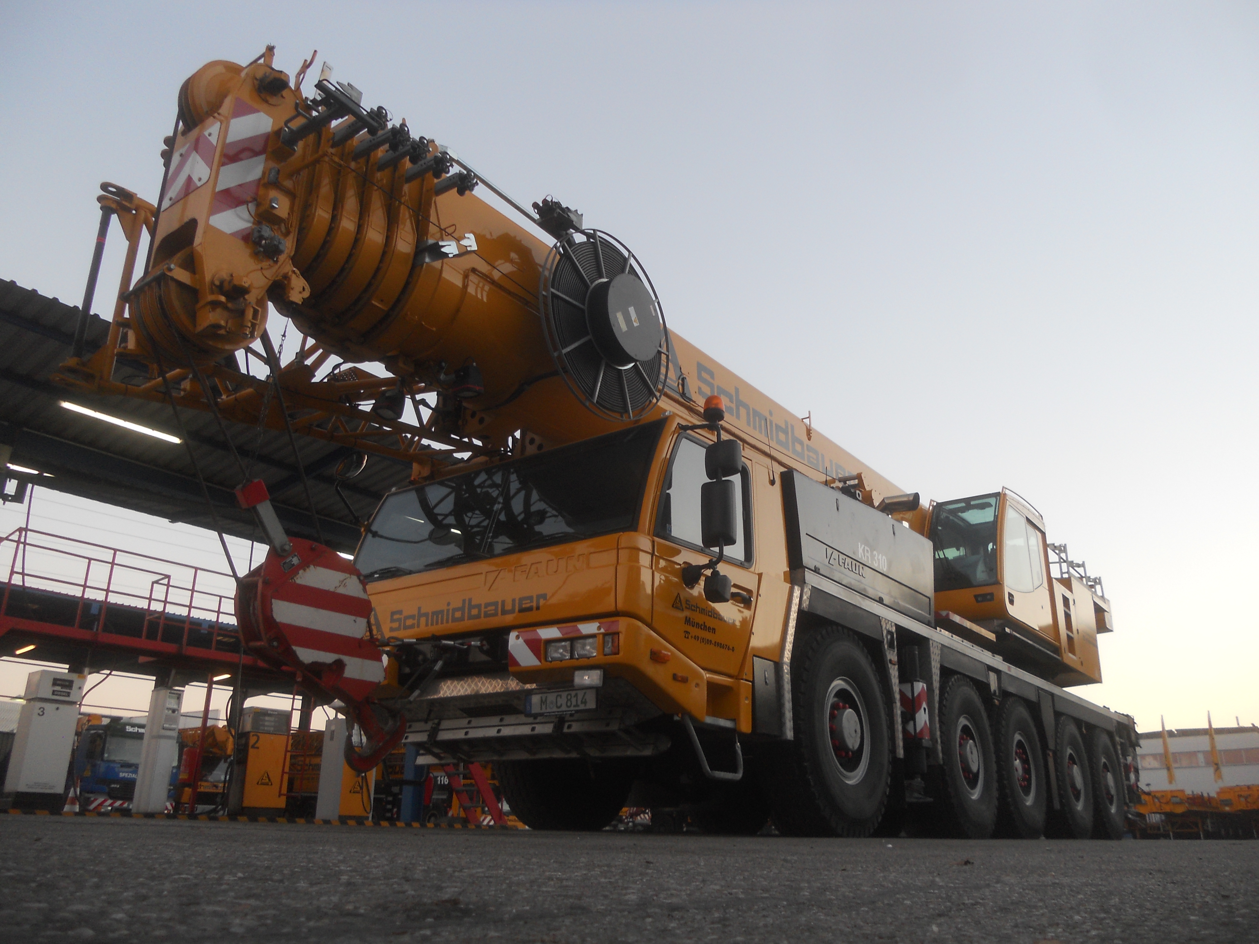 Tadano ATF 130G-5 crane - load chart, specs & dimensions (2010 - 2021) | LECTURA Specs