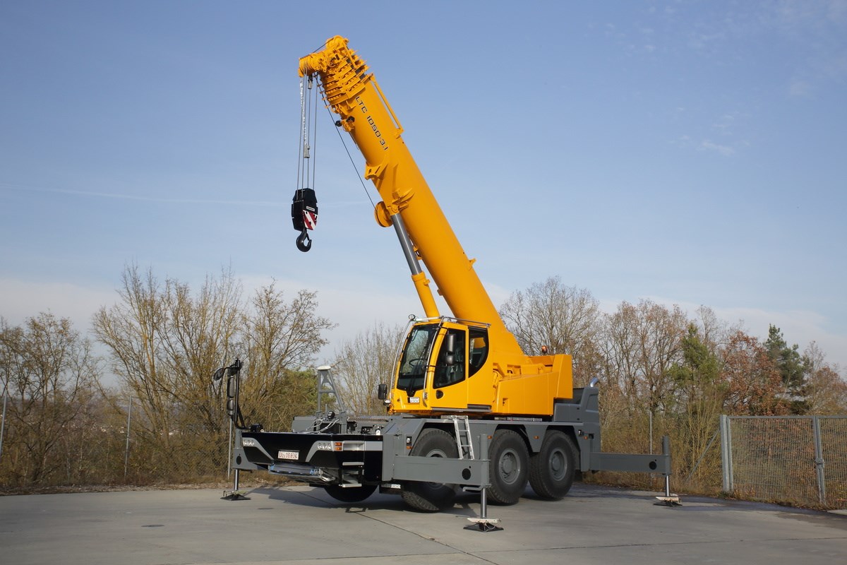 Liebherr LTC 1050-3.1 crane - load chart, specs & dimensions (2018 ...