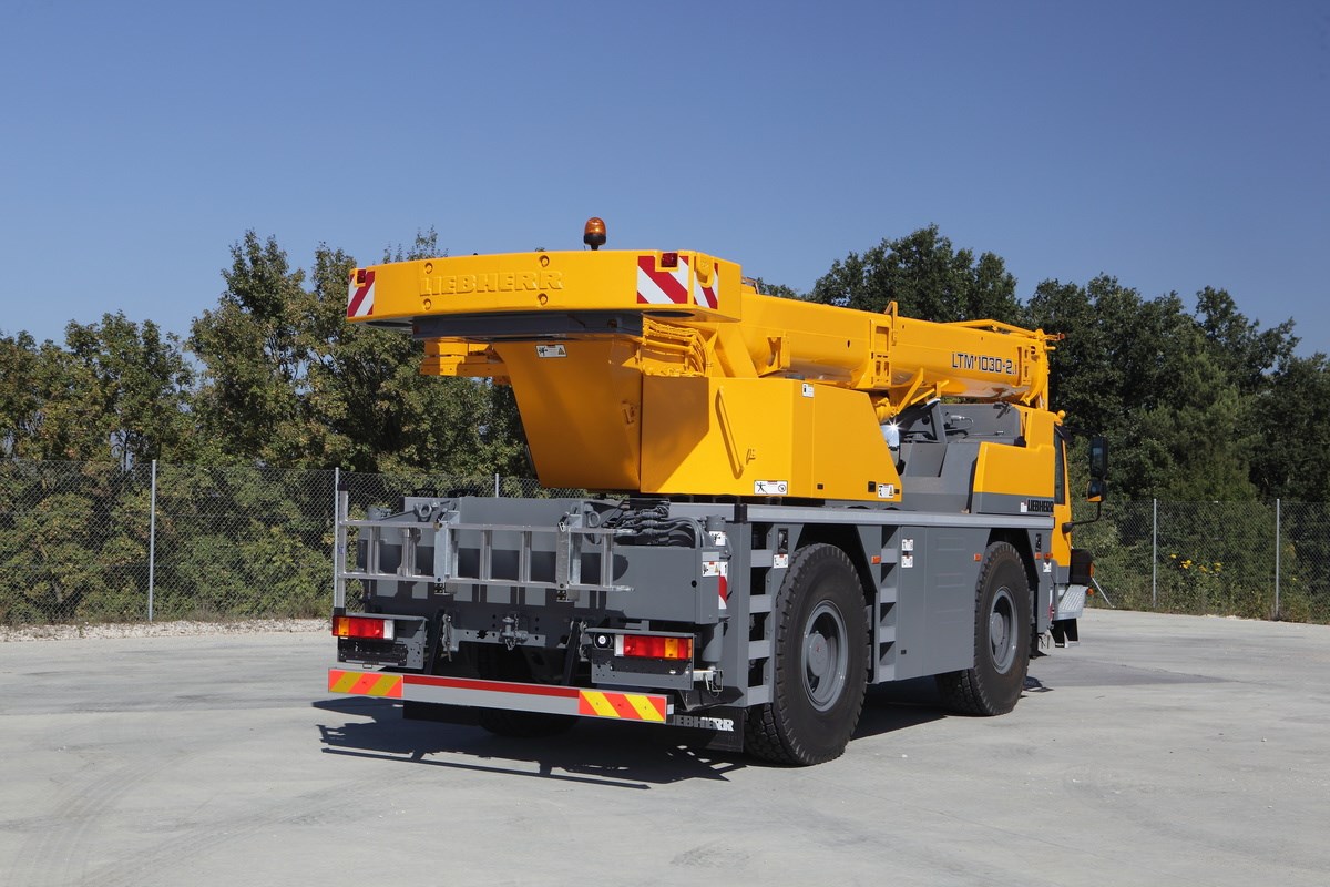 Liebherr LTM 1030-2.1 crane - load chart, specs & dimensions (2005 ...