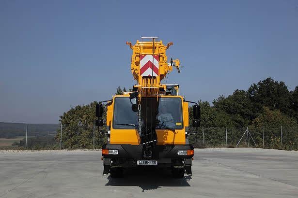 Liebherr LTM 1040-2.1 crane - load chart, specs & dimensions (2006 ...