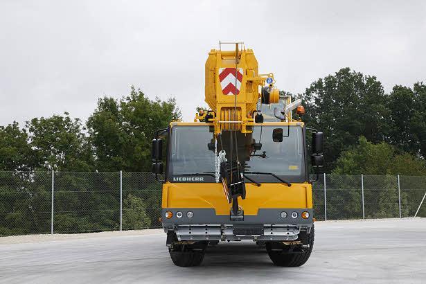 Liebherr LTM 1055-3.2 crane - load chart, specs & dimensions (2008 ...