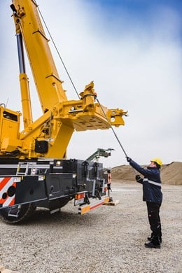 Liebherr LTM 1090-4.2 crane - load chart, specs & dimensions (2017 ...