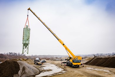 Liebherr LTM 1090-4.2 crane - load chart, specs & dimensions (2018 ...