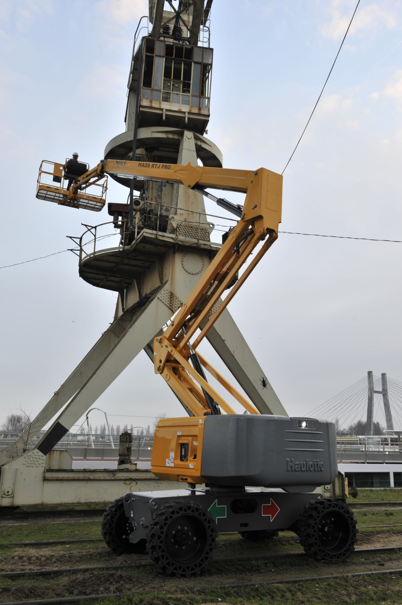 Haulotte HA26 RTJ PRO Specs & Dimensions (2017 - 2025) | Wheeled Articulating Boom Lifts ...