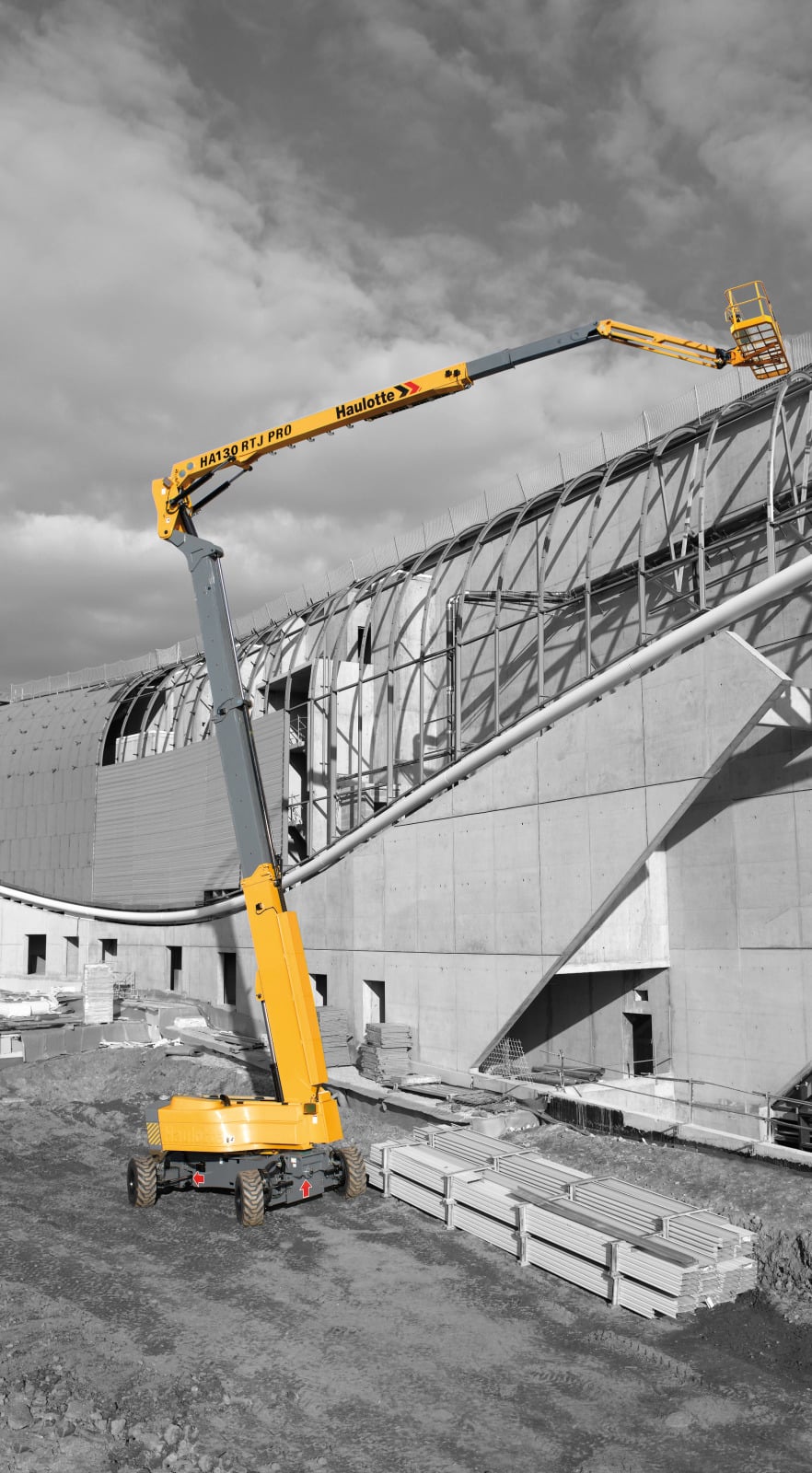 Haulotte HA130 RTJ PRO T4 Specs & Dimensions (2019 - 2025) | Wheeled Articulating Boom Lifts ...