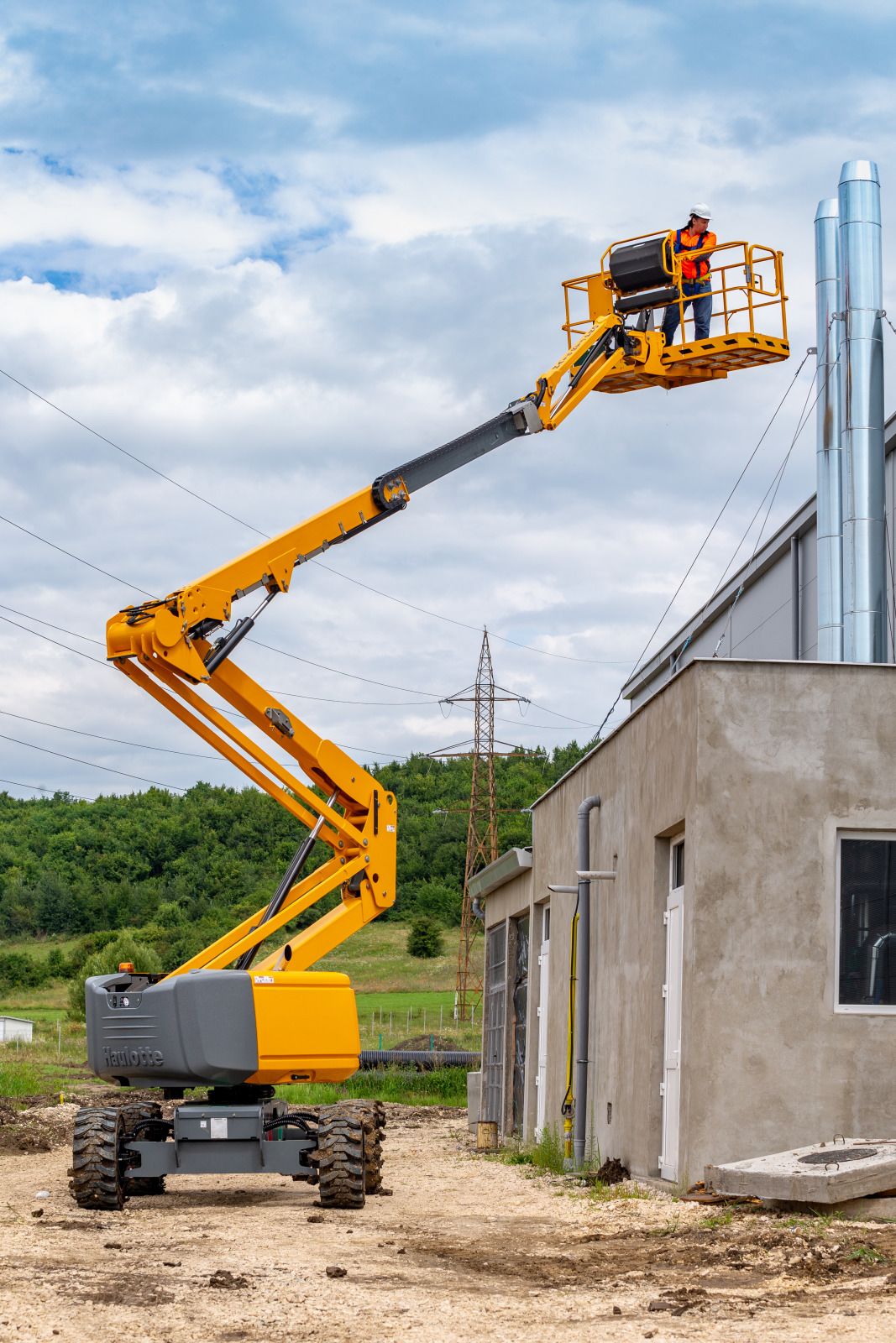 Haulotte HA46 RTJ O Specs & Dimensions (2019 - 2025) | Wheeled Articulating Boom Lifts | LECTURA ...