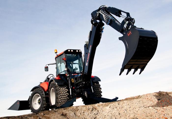 Xérion 5000 chenillé à boite 3 vitesses articulé en base carrosserie ...