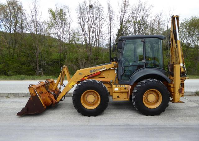 Case 595 Super Backhoe Loader Specs & Dimensions (2004 - 2025 ...