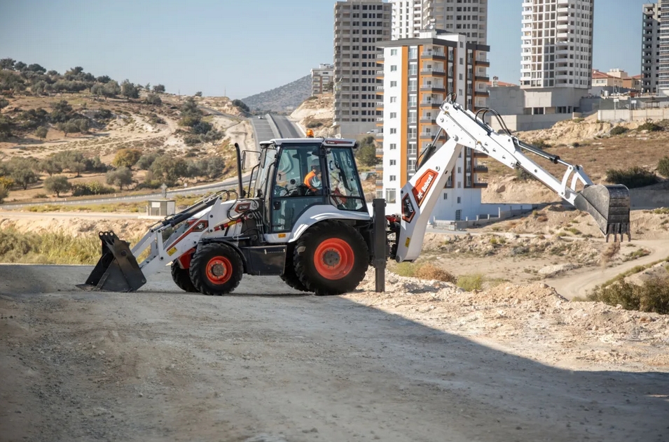 Bobcat B730 Backhoe Loader Specs & Dimensions (2021 - 2025) | LECTURA Specs