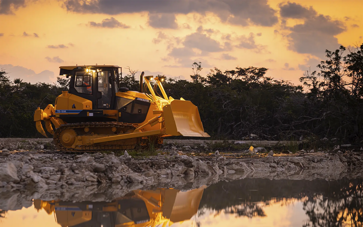 Dressta TD 15M Specifications & Technical Data (2023-2025) | LECTURA Specs