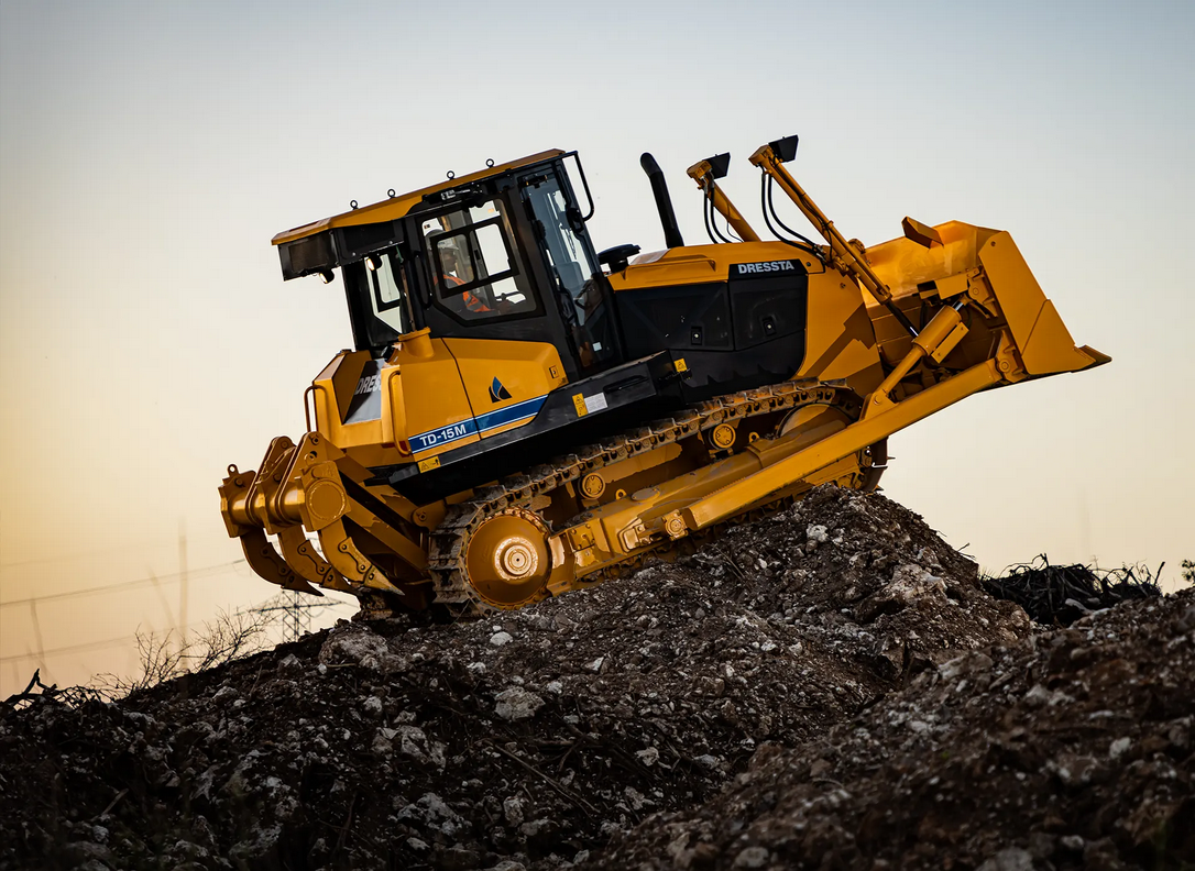 Dressta TD 15M Specifications & Technical Data (2023-2025) | LECTURA Specs