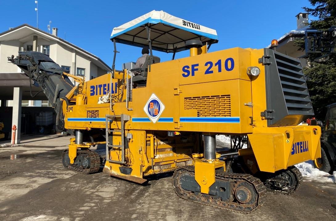 Bitelli SF 210 Specifications & Technical Data (1987-1997) | LECTURA Specs