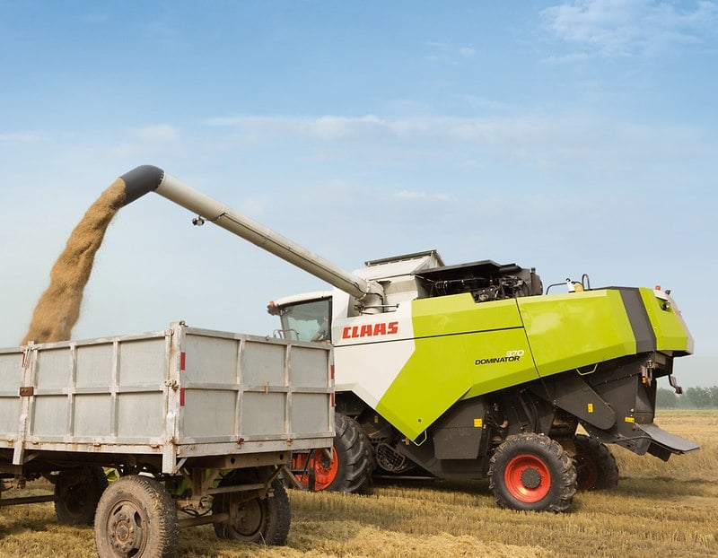 Claas Dominator 370 Specifications & Technical Data (2023-2026 ...