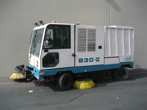 Tennant 830 II Specifications & Technical Data (1998-2006) | LECTURA Specs