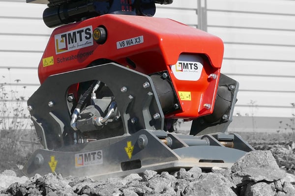 MTS V8 Specifications & Technical Data (2018-2024) | LECTURA Specs