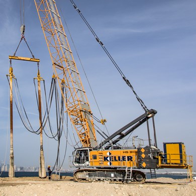 Liebherr HS 8130 crane - load chart, specs & dimensions (2015 - 2019 ...