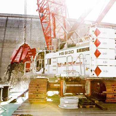 Liebherr HS 8130 crane - load chart, specs & dimensions (2015 - 2019 ...