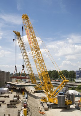 Liebherr LR 1350/1 crane - load chart, specs & dimensions (2018 - 2025 ...