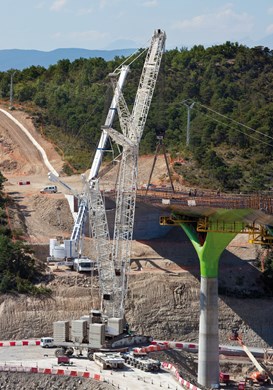 Liebherr LR 1750/2 crane - load chart, specs & dimensions (2017 - 2025 ...