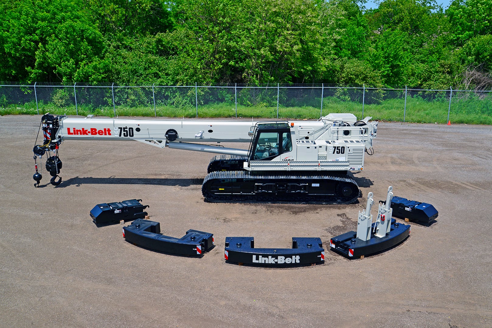 Link-Belt TCC-750 crane - load chart, specs & dimensions (2017 - 2025 ...