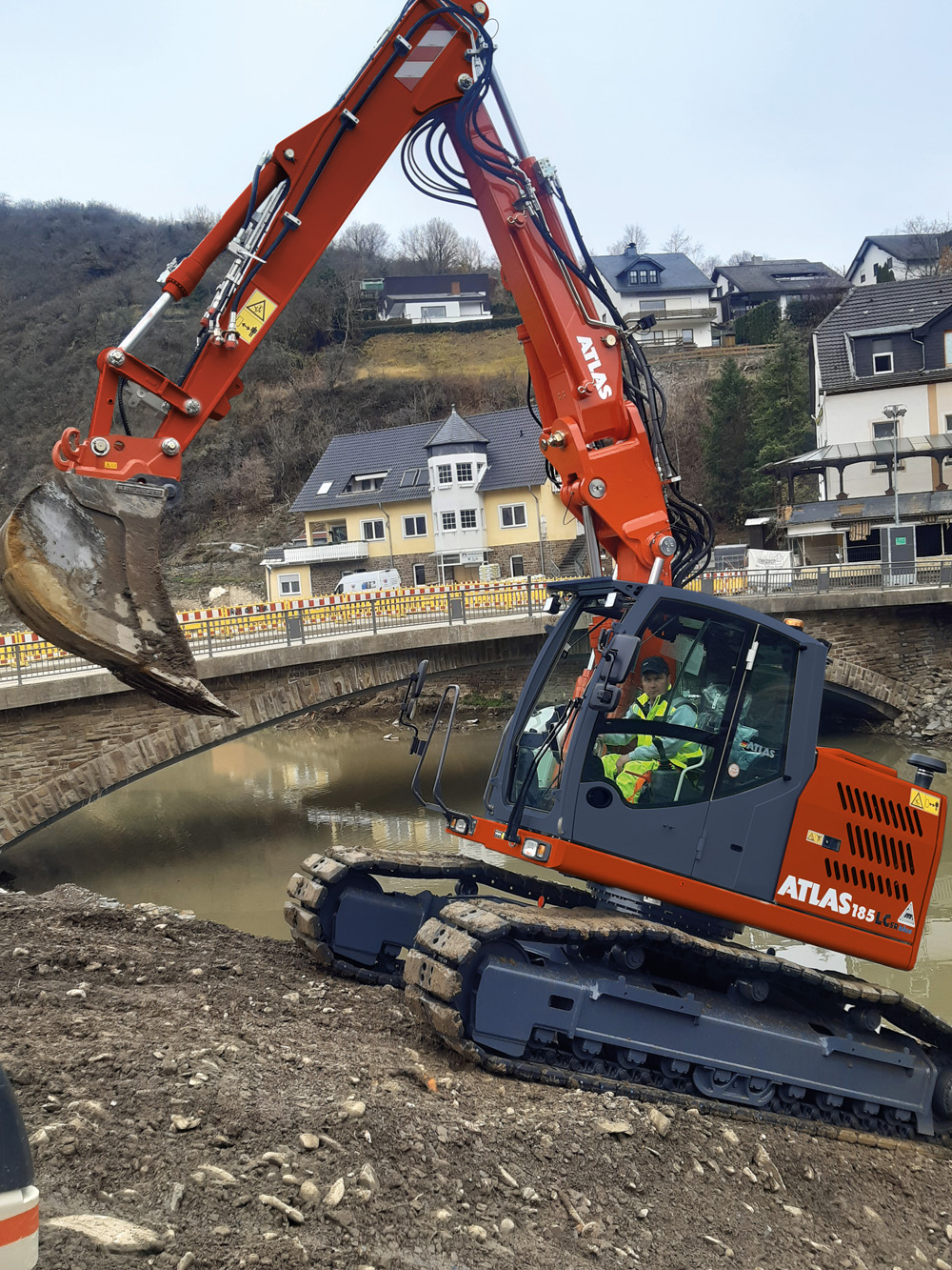 Atlas 185 LC-SR excavator specs & dimensions (2021 - 2025) | Diggers ...