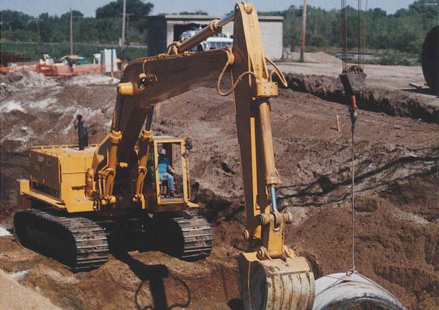 Caterpillar 245 excavator specs & dimensions (1974 - 2025) | Diggers ...