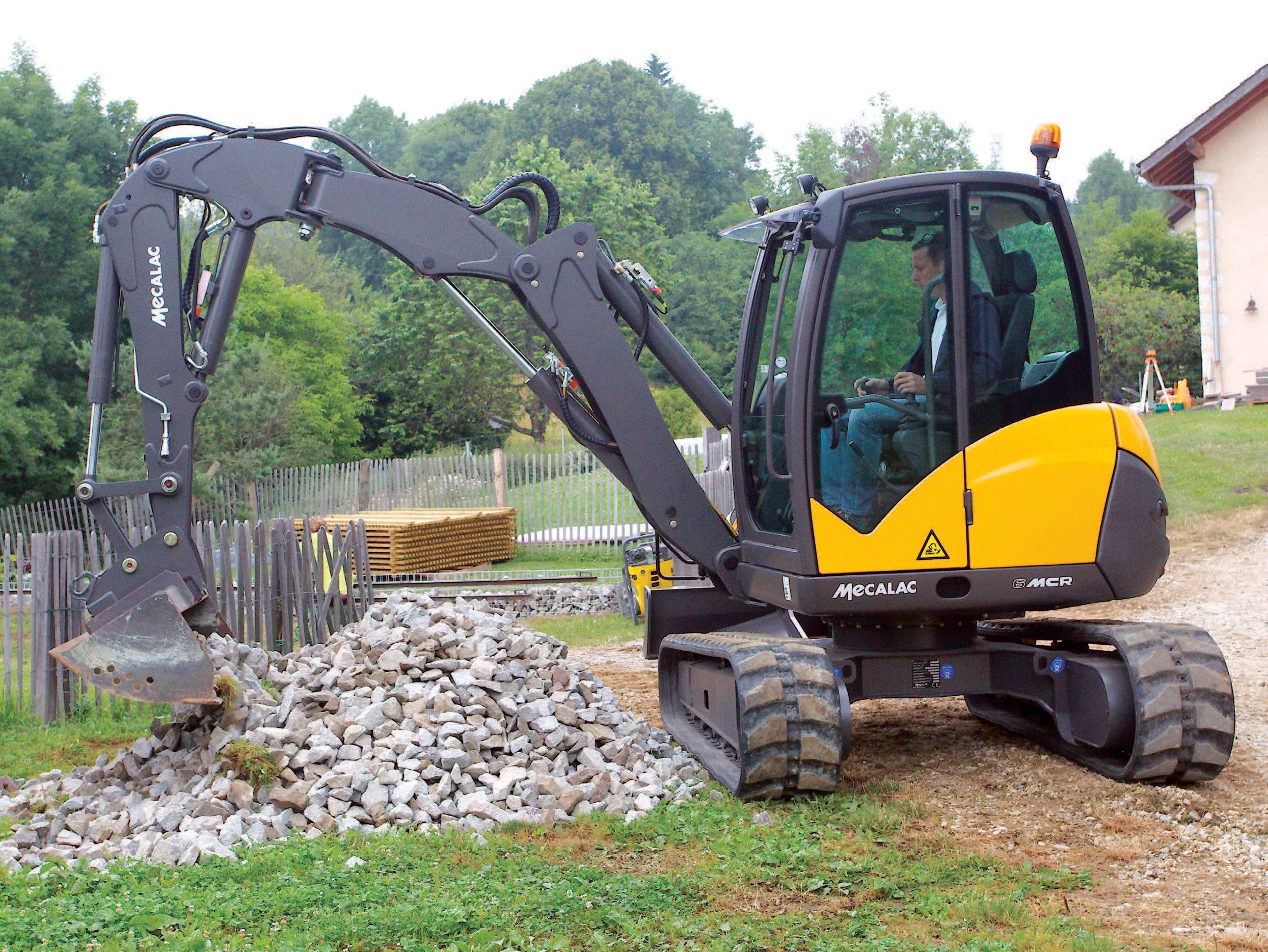 Mecalac 6MCR excavator specs & dimensions (2013 - 2020) | Diggers | LECTURA Specs