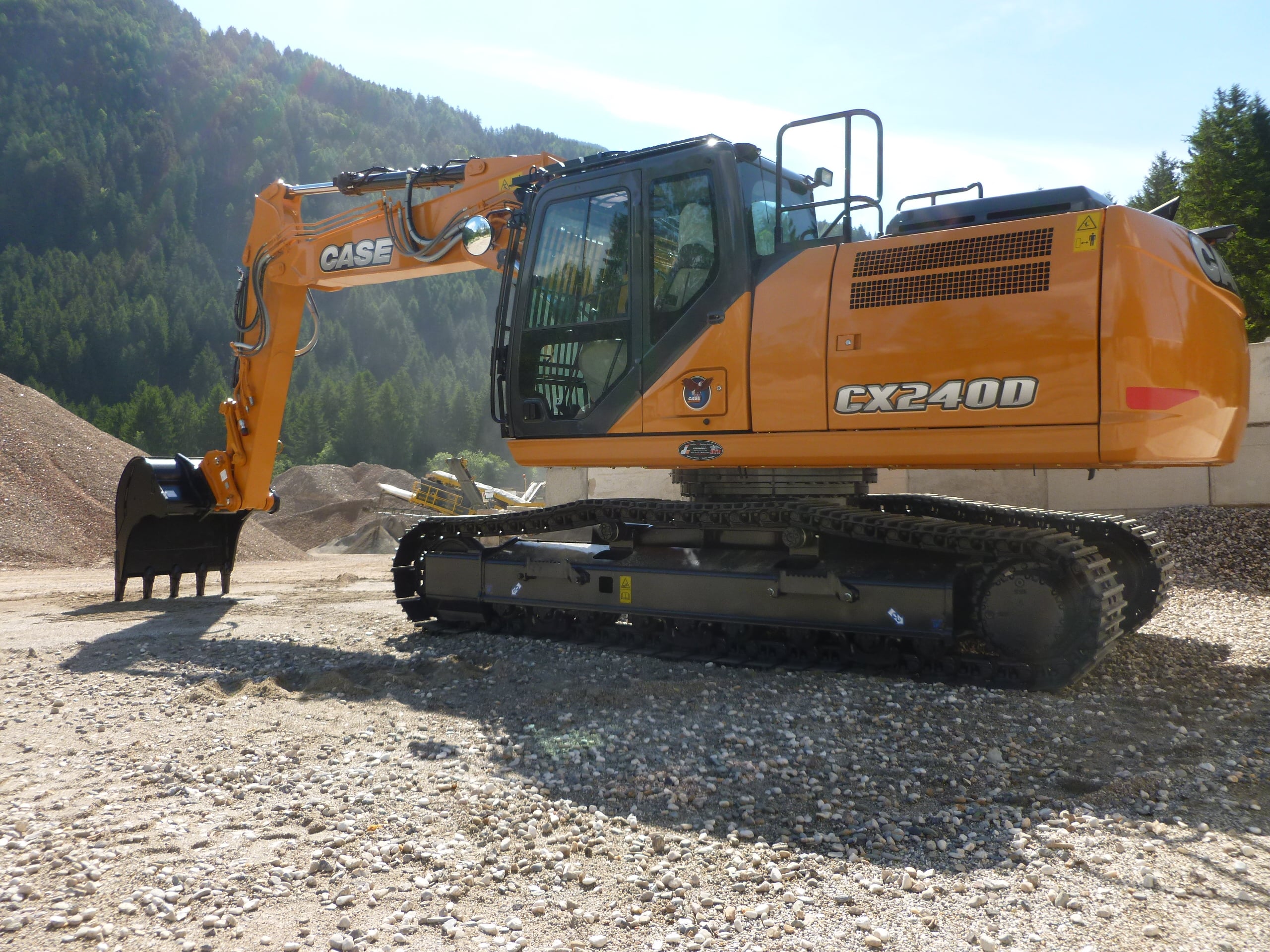 Case CX240D excavator specs & dimensions (2017 - 2020) | Diggers ...