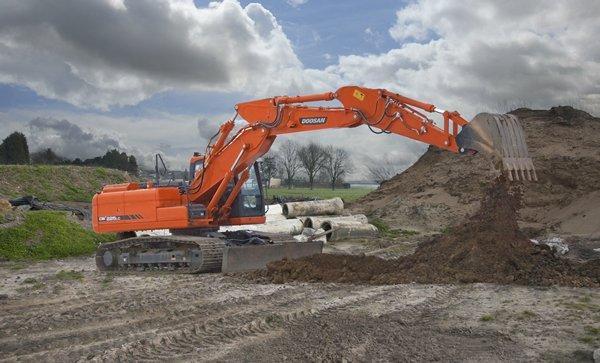 Doosan DX 225LC-3 excavator specs & dimensions (2013 - 2017) | Diggers ...
