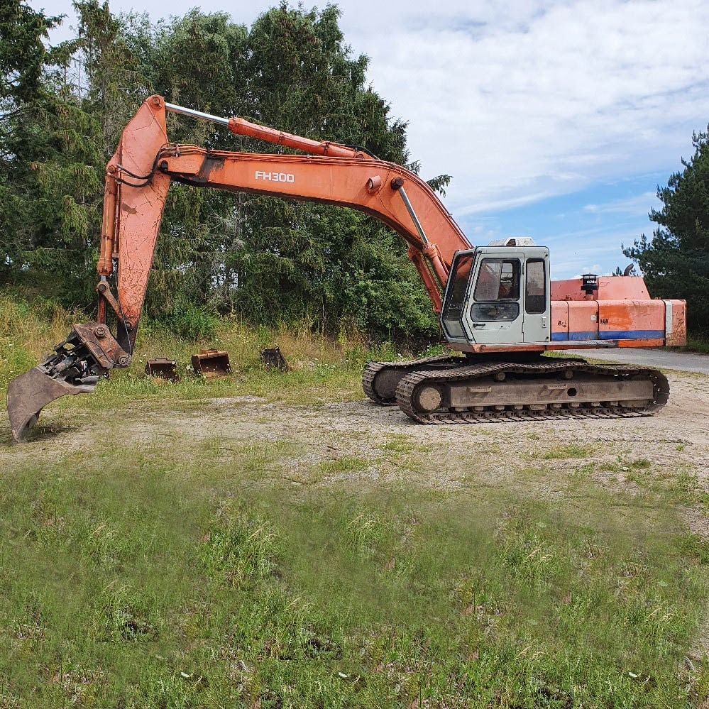 Fiat-Hitachi FH 300 T excavator specs & dimensions (1992 - 1994 ...