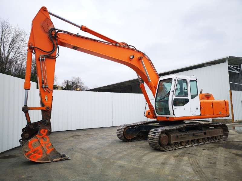 Halla HE 220 LC excavator specs & dimensions (1997 - 1999) | Diggers ...