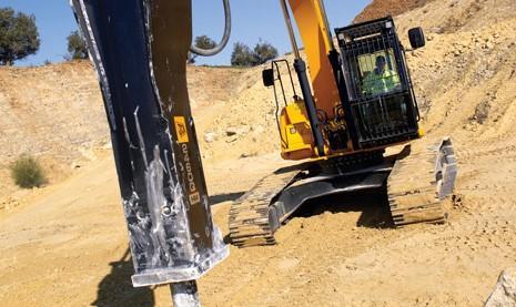 JCB JS 260 LR excavator specs & dimensions (2000 - 2013) | Diggers ...