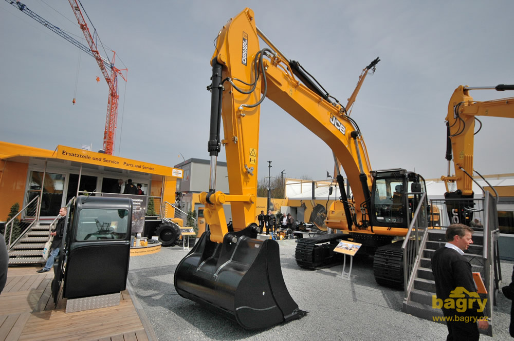JCB JS360 NLC excavator specs & dimensions (2014 - 2017) | Diggers ...