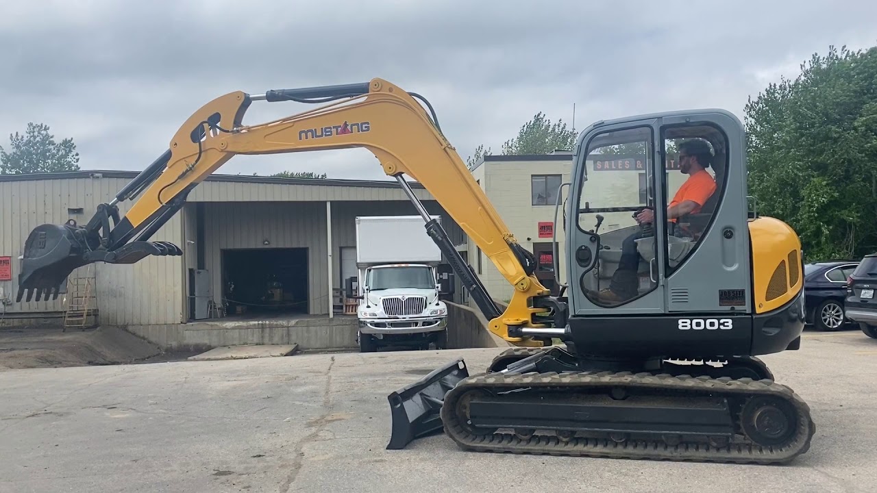 Mustang ME8003 excavator specs & dimensions (2009 - 2018) | Diggers ...