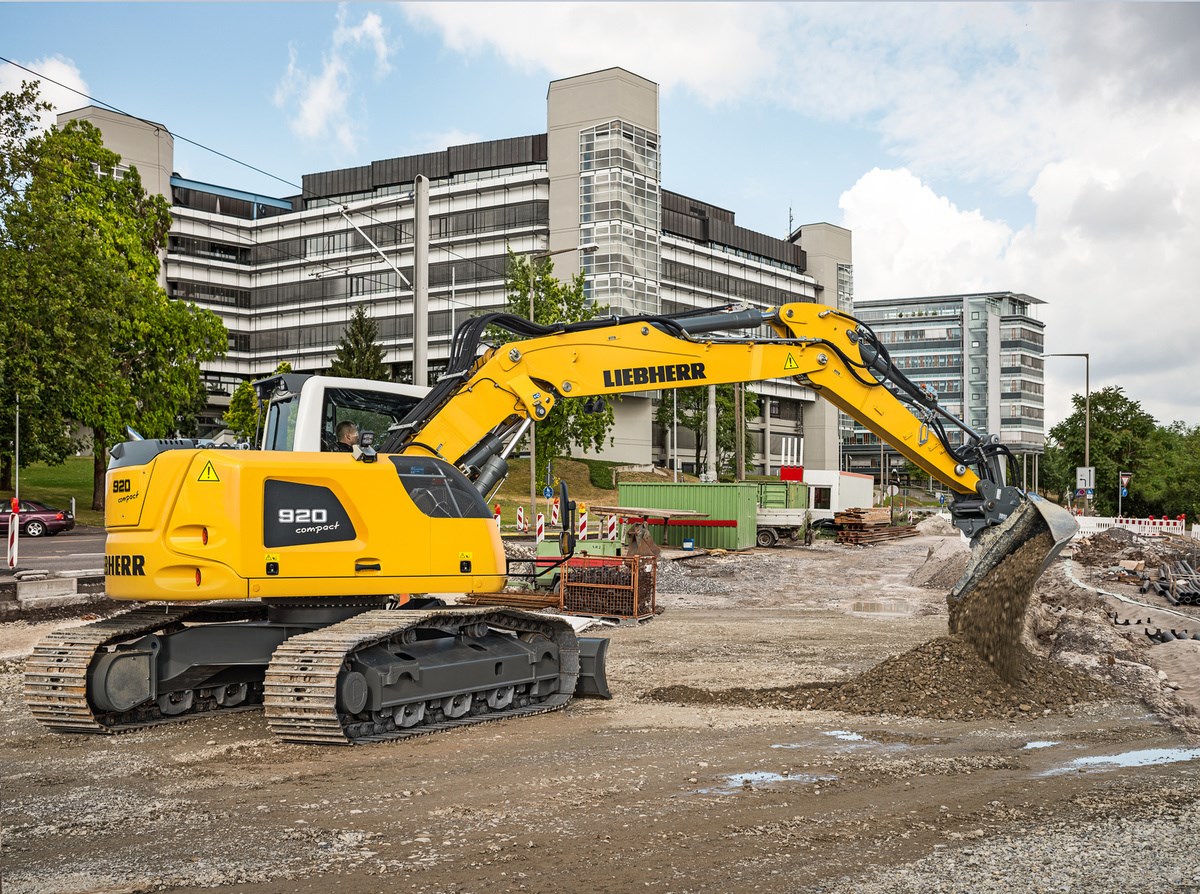 Liebherr R 920 Compact excavator specs & dimensions (2017 - 2019 ...