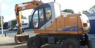Samsung SE 130 W-2 excavator specs & dimensions (1995 - 1999) | Diggers ...
