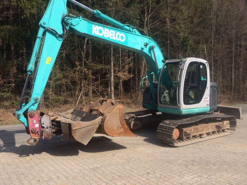 Kobelco SK 135 SRLC excavator specs & dimensions (1999 - 2003 ...