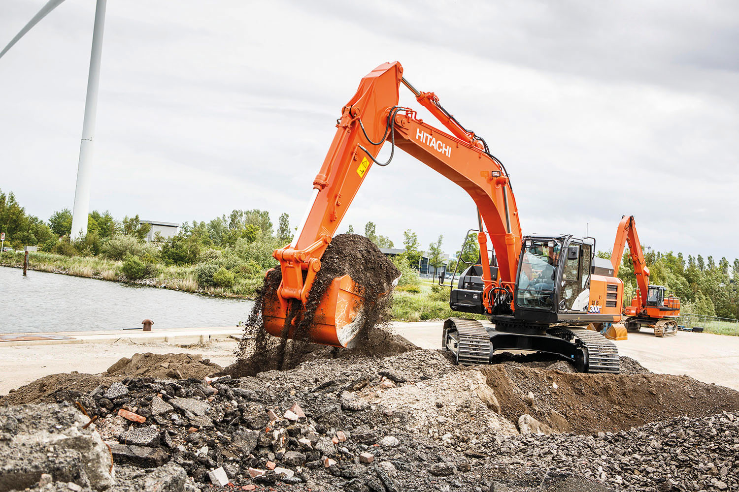 Hitachi ZX300LC-6 excavator specs & dimensions (2016 - 2021) | Diggers ...