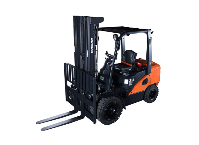 Doosan D33S-9 diesel forklift specs & dimensions (2021 - 2025) | Lift trucks | LECTURA Specs