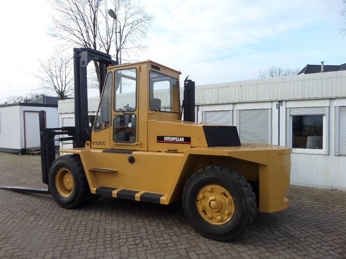 Caterpillar V 300 C diesel forklift specs & dimensions (1989 - 1994 ...