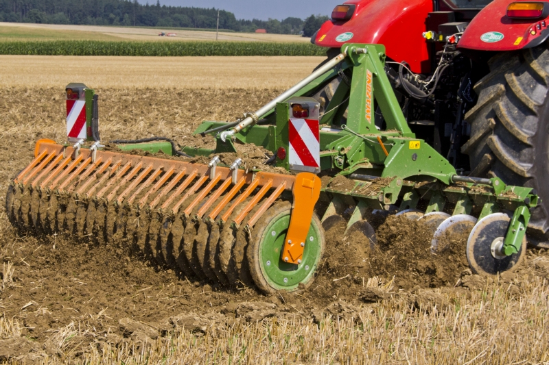 Amazone Catros 3001 Specifications & Technical Data (2016-2021) | LECTURA Specs