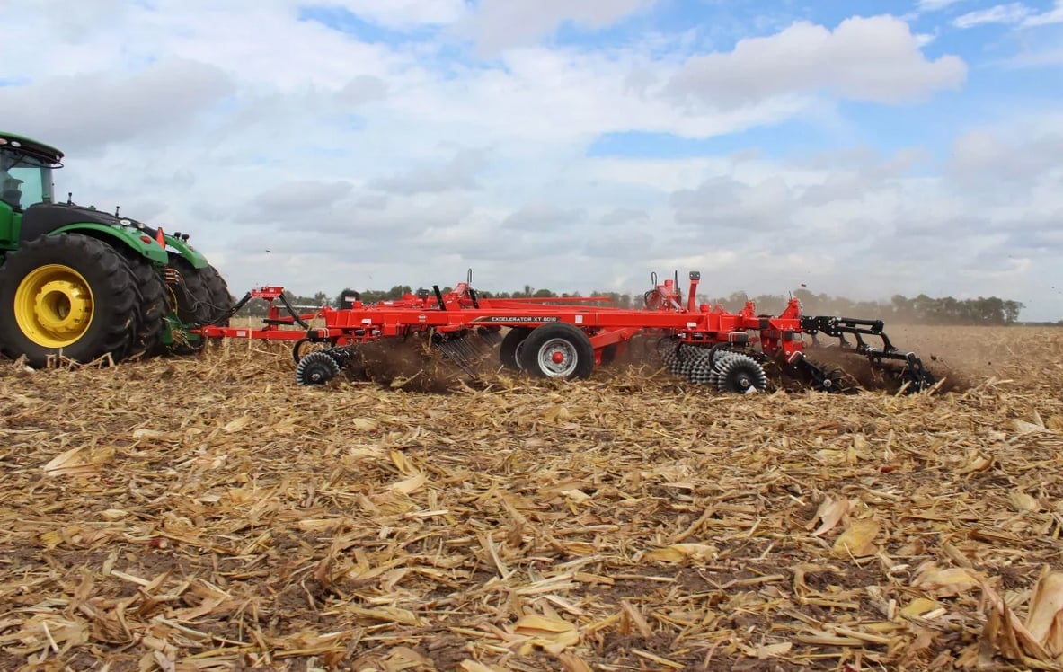 Kuhn Excelerator 8010-30 Specifications & Technical Data (2023-2025 ...