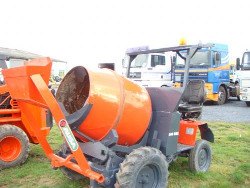 Ausa 500 RMX Specifications & Technical Data (1996-2011) | LECTURA Specs