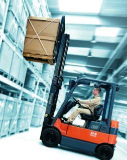 Toyota 7 FBMF 20 electric forklift specs & dimensions (2002 - 2015 ...