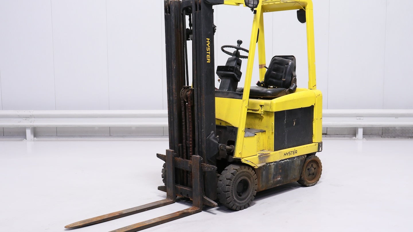 Hyster E 2.00 XMS electric forklift specs & dimensions (1999 - 2011 ...