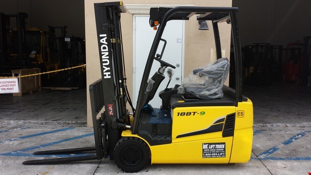 Hyundai 18 BT 9 ac electric forklift specs & dimensions (2015 - 2021) | Lift trucks | LECTURA Specs