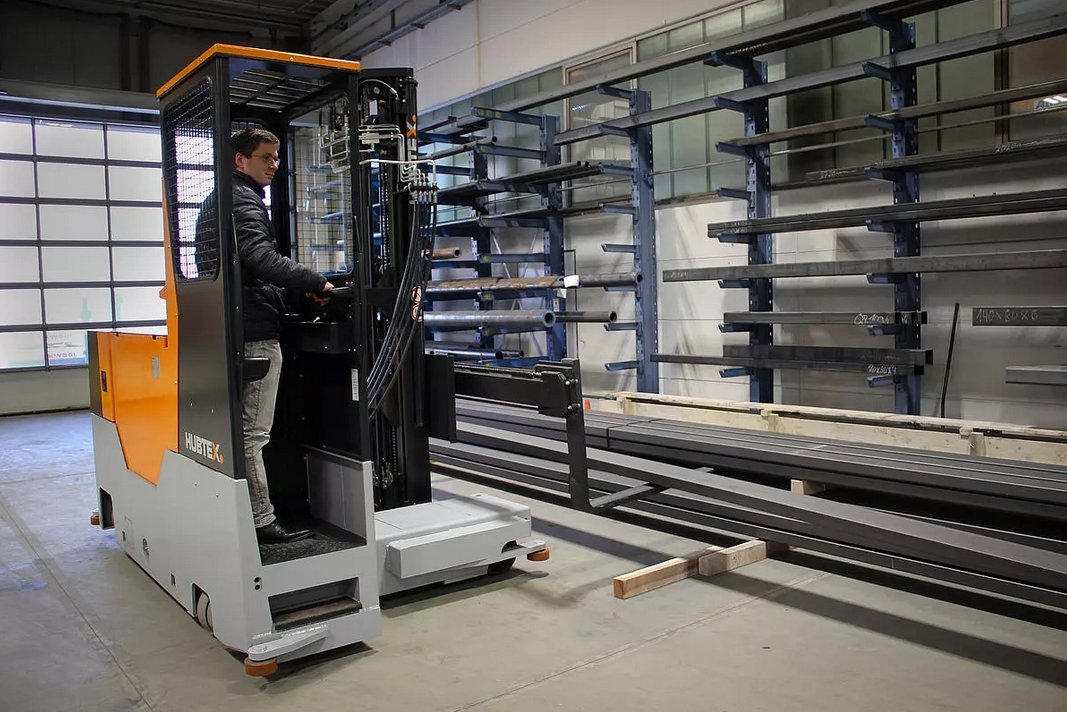 Hubtex MSU 20 EL1 electric 4 way forklift specs & dimensions (2021 ...