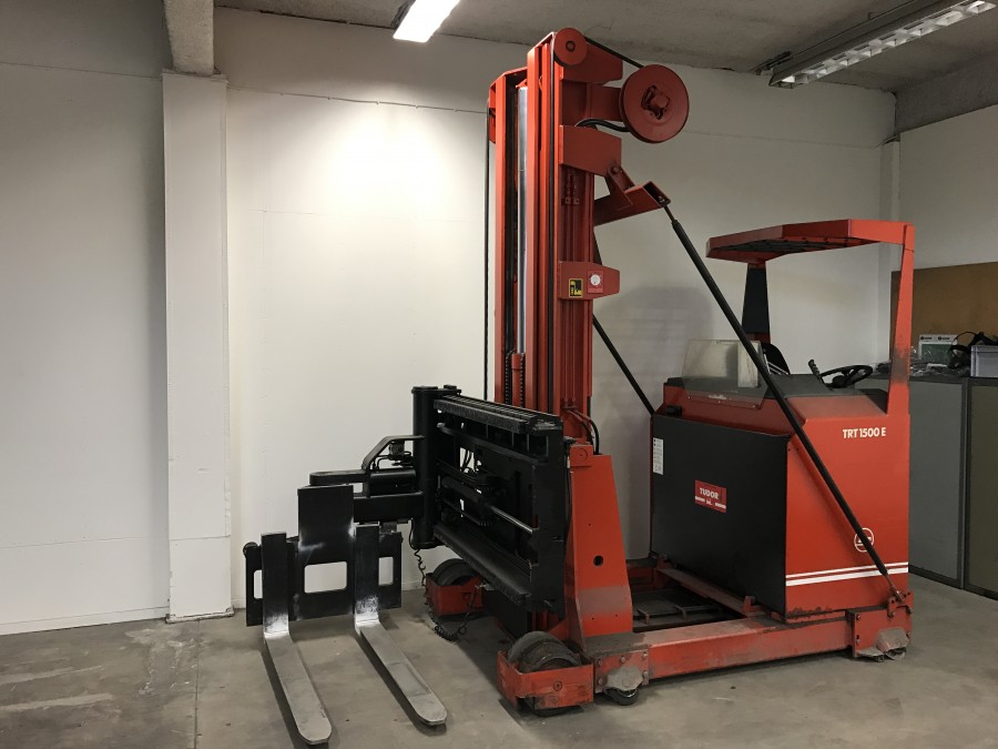 BT TRT 1500 SE electric 4 way forklift specs & dimensions (1991 - 1997 ...