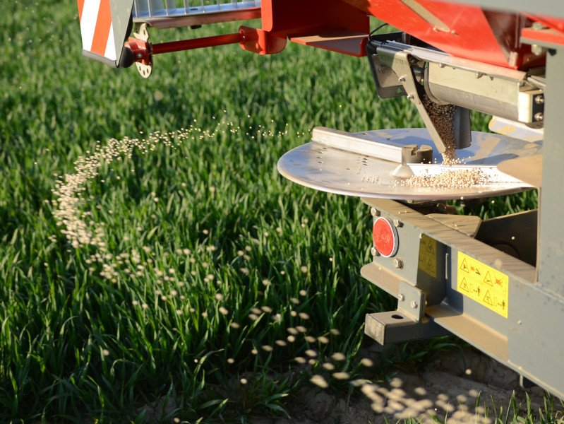 Unia MXL 1600 Premium Specifications & Technical Data (2024-2025 ...