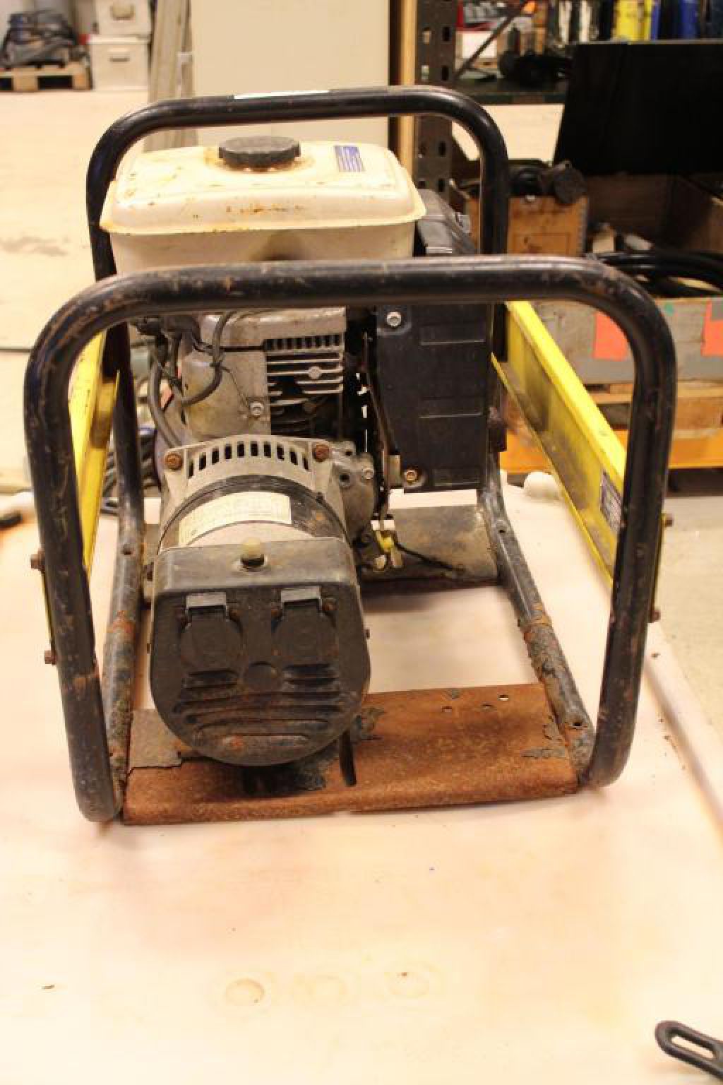 SDMO CX 2500 Specifications & Technical Data (1998-2005) | LECTURA Specs